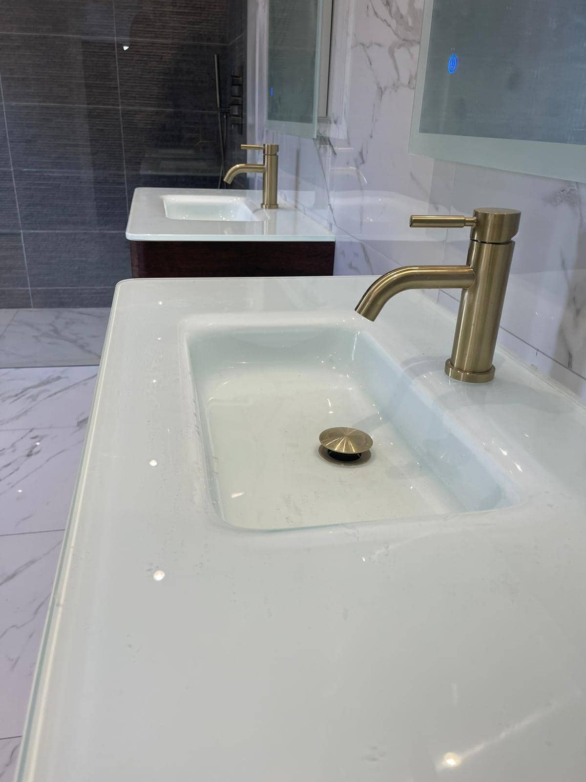 Mossley Hill Plumbers, Liverpool: Call Anytime: (0151) 314 4256
